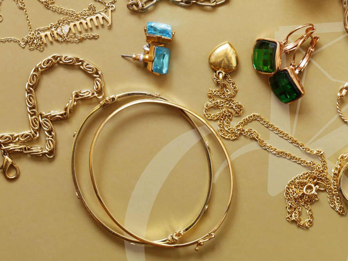 How to Care for and Clean Your Jewelry to Maintain Its Shine and Value ...